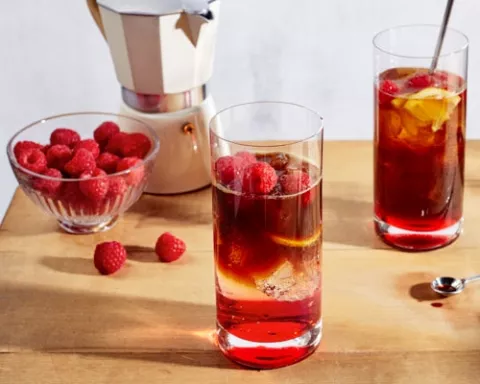 Iced Raspberry Espresso Tonic | Redpath Sugar